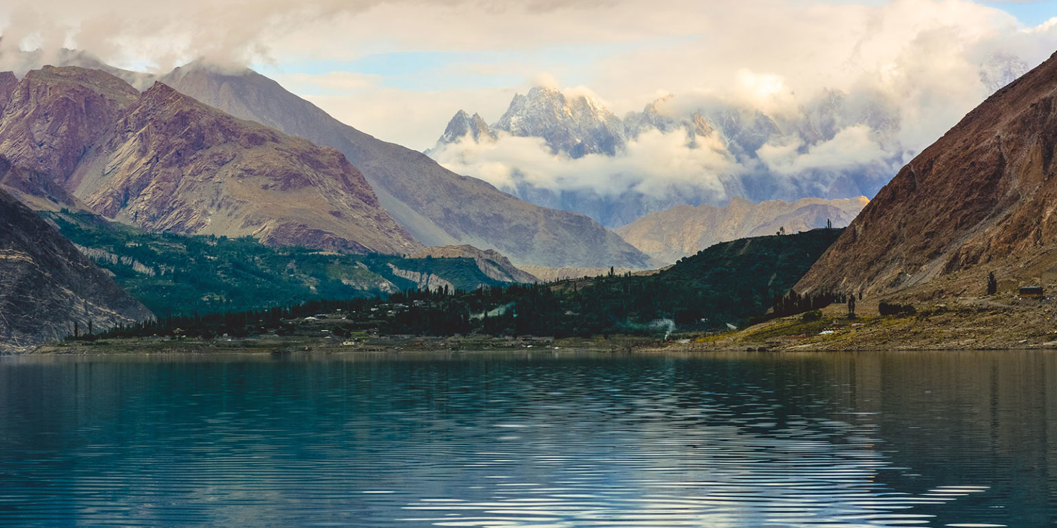 The Most Famous Lakes in the World – LakeHub